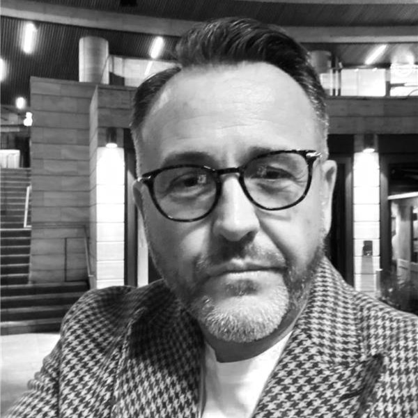 About - Alphawave Capital